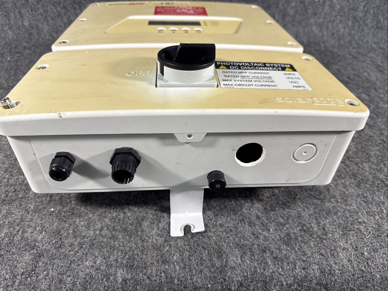 SolarEdge SE7600H - US000BNU4 HD Wave Inverter, 240V, 7600W – Airplane ...